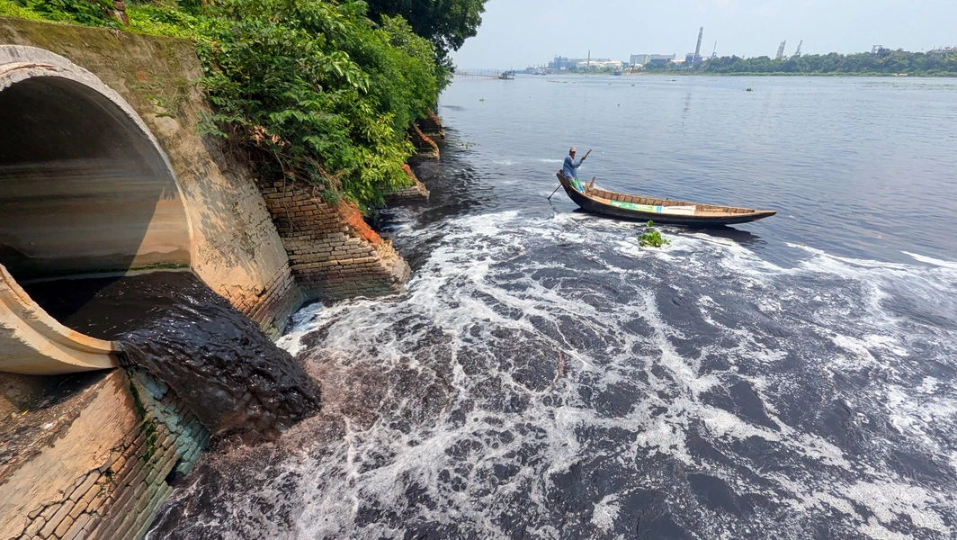 10 rivers facing severe pollution crises