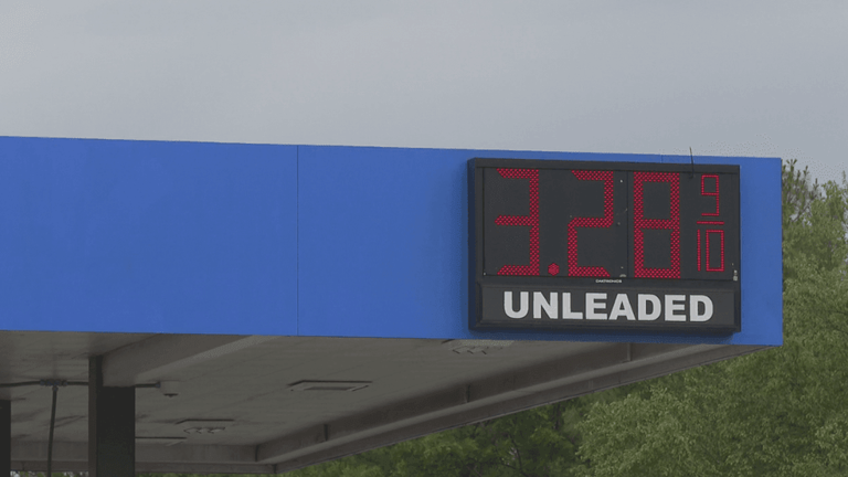 Gas prices vary across Wards Road as drivers chase lower costs