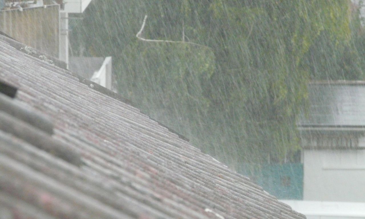 Ciencia mexicana: crean recubrimiento que limpia fachadas con la lluvia