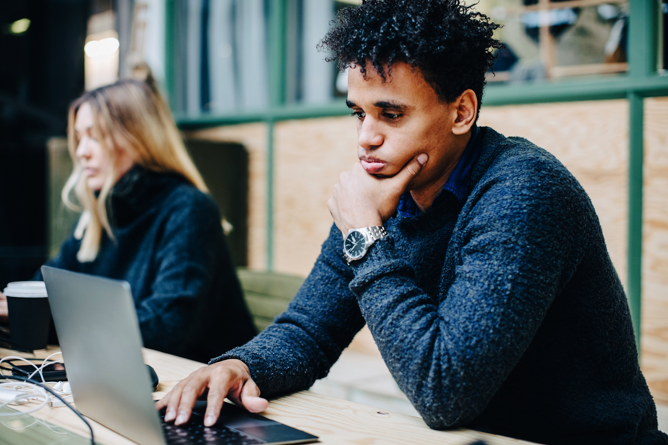 Job hugging sounds like a good thing — but it’s actually a pervasive ...