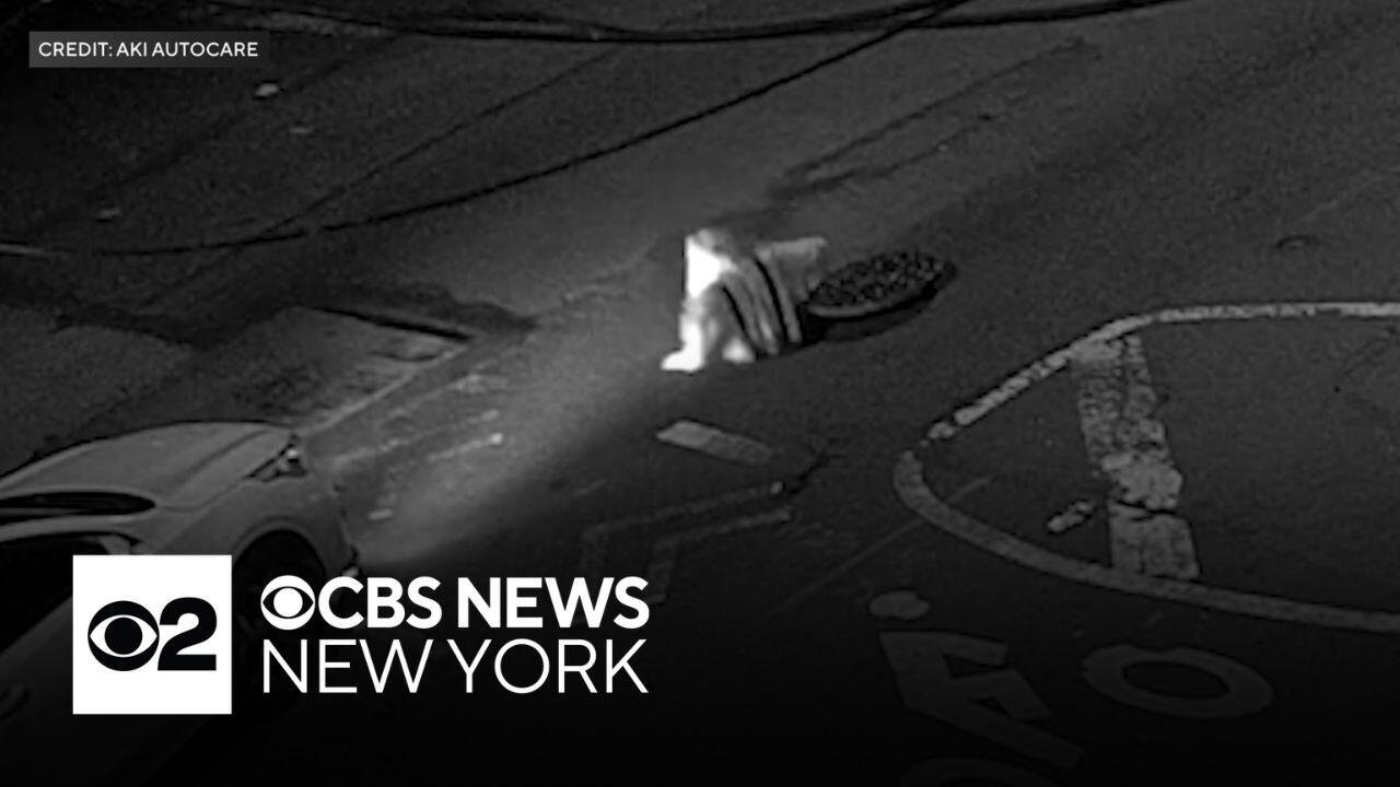 Video shows 3 people enter Queens manhole