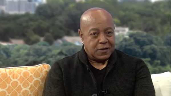 Peabo Bryson, vencedor do Grammy com músicas de 'A Bela e a Fera' e ...