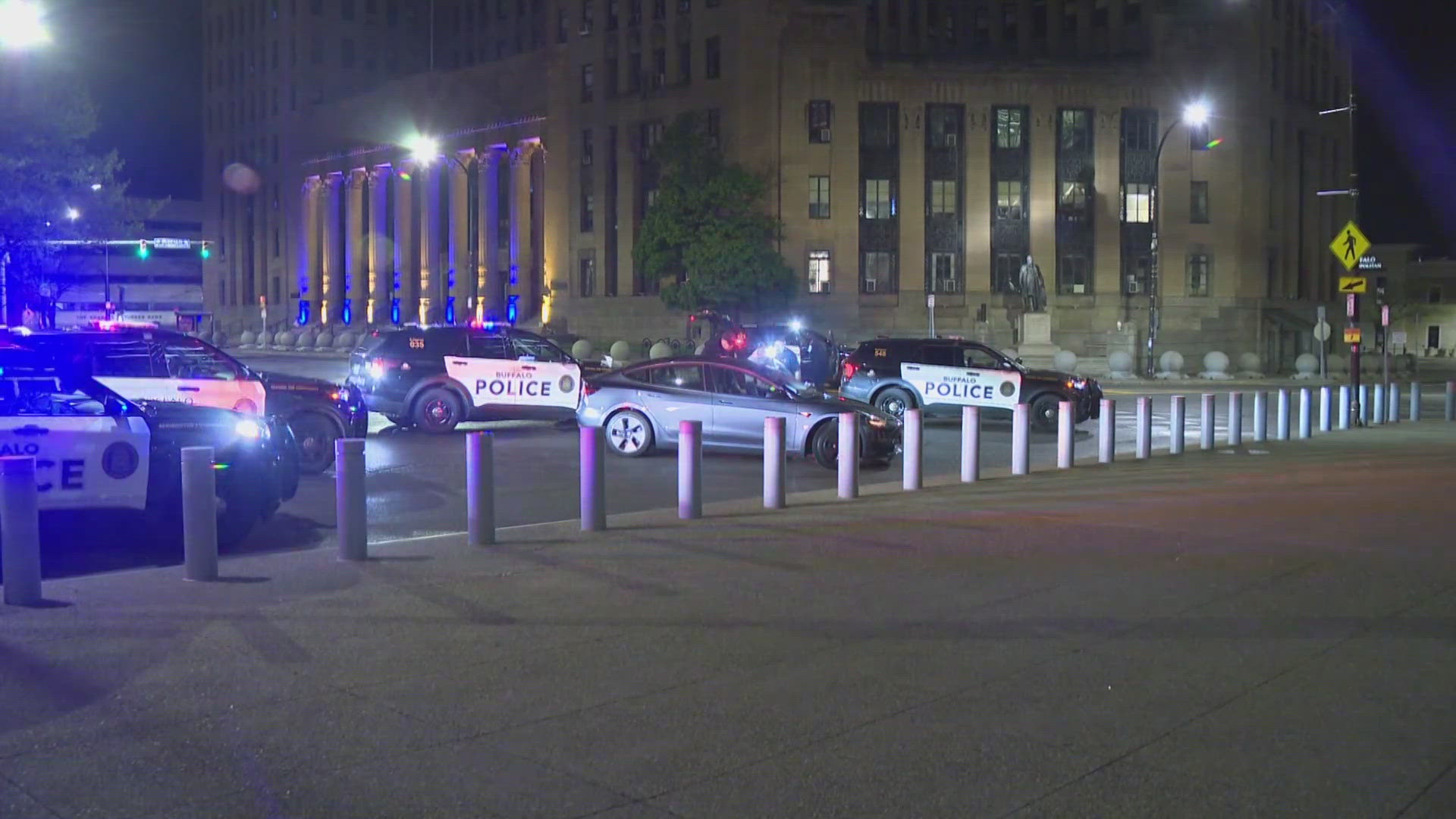 Buffalo Biodiesel ticketed for leaving Tesla in Niagara Square