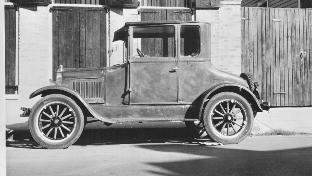 10 historic Ford Model T crashes and their legacy