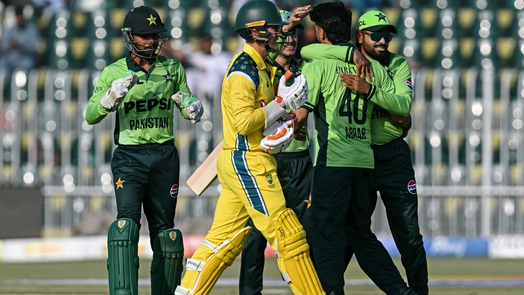 Ellis stars as Australia force ODI series decider in Lahore