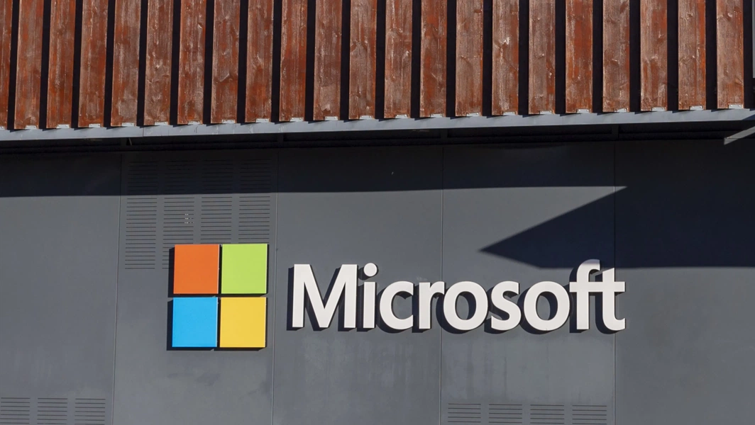 Microsoft's Project Solara enters enterprise AI device pilots
