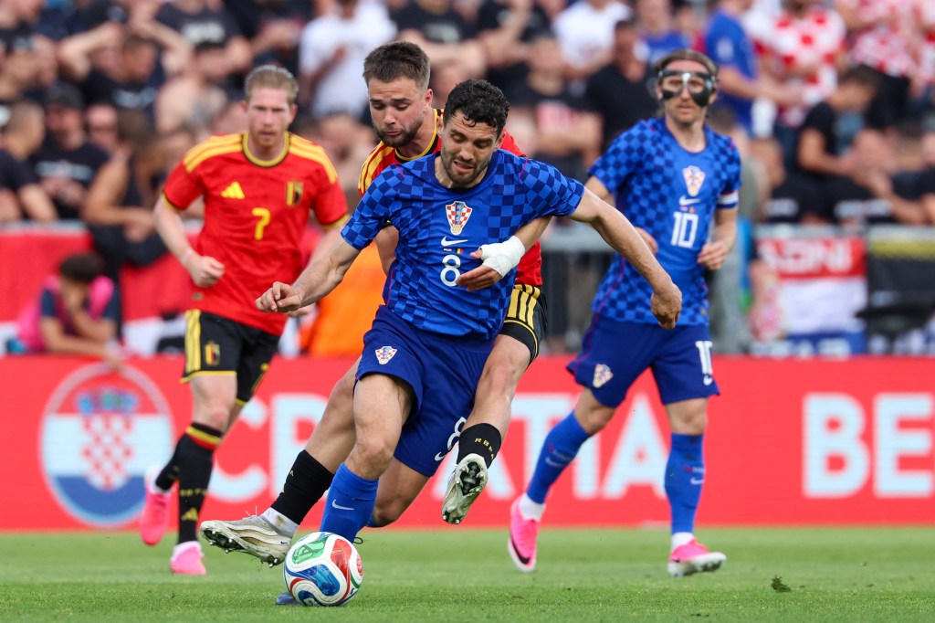LA’s World Cup games on brink of disaster as 2,000 workers mull massive ...