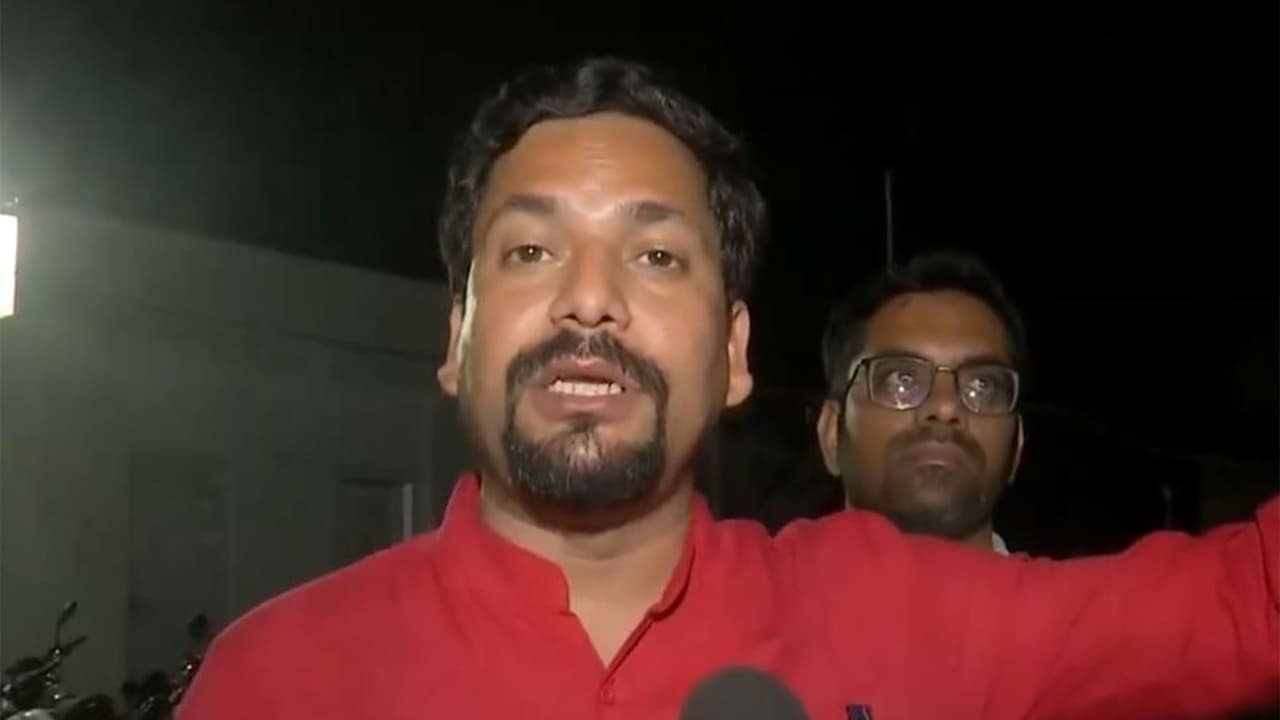 AAP's Sanjeev Jha slams Manoj Tiwari over Jagatpur demolition row