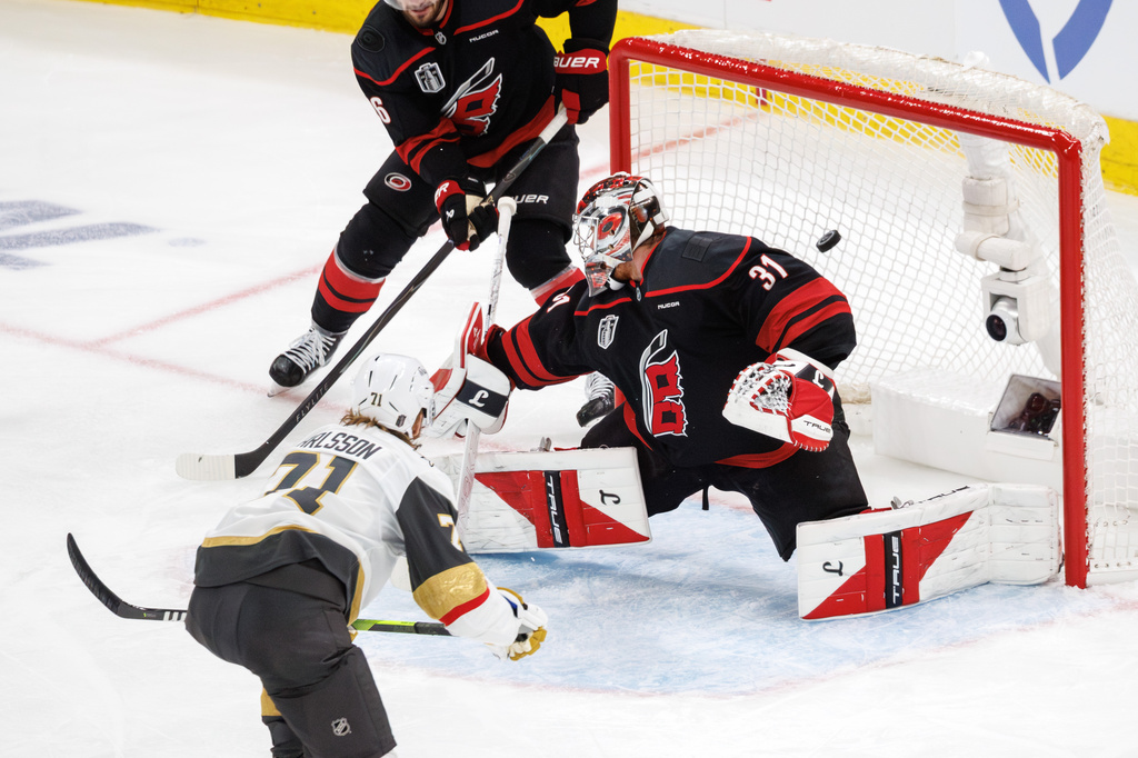 Vegas and Carolina put on a show to get the Stanley Cup Final off to a ...
