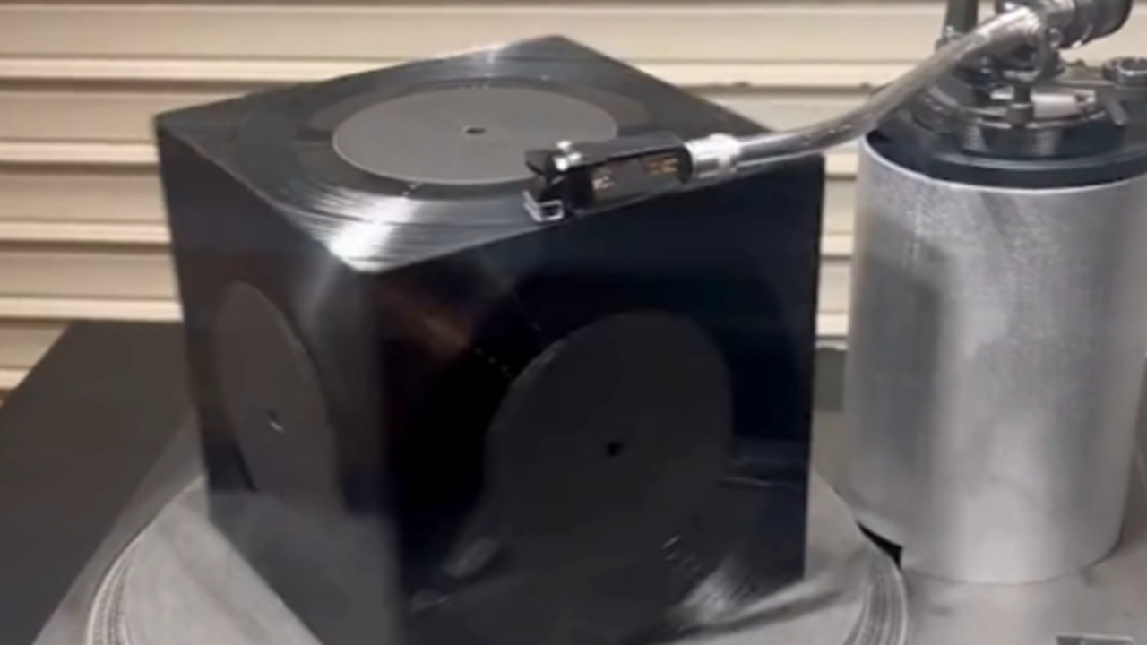 Cube-shaped vinyl record breaks traditional audio design rules