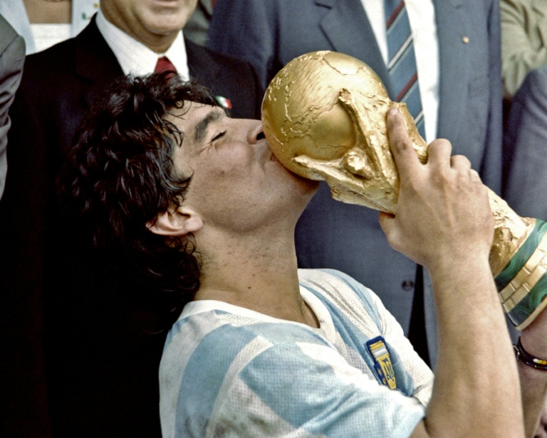 Maradona's doctors should 'never' have allowed home care, trial hears