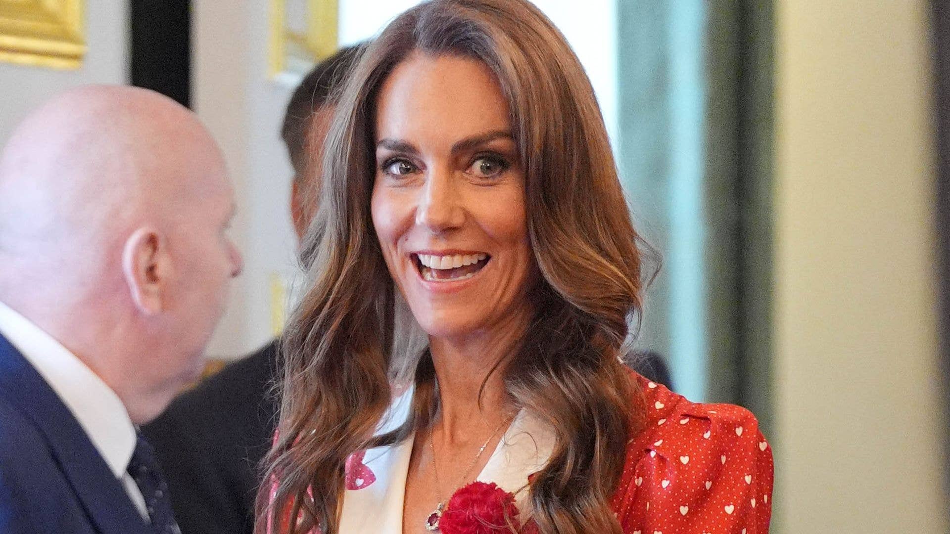 Princess Kate sends quiet message of 'unity and strength' with heart ...