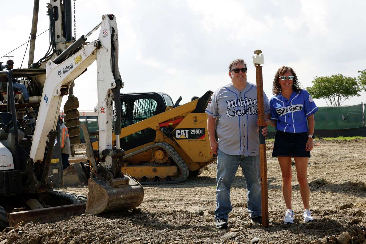It's happening: Texas' first White Castle is under construction