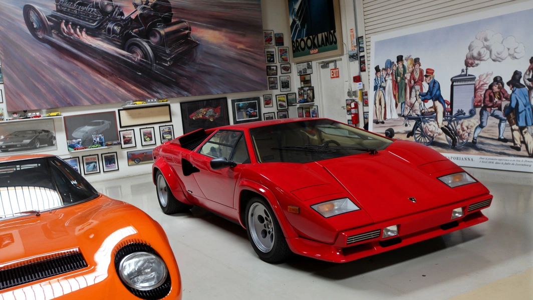 8 luxury homes with extraordinary car collections
