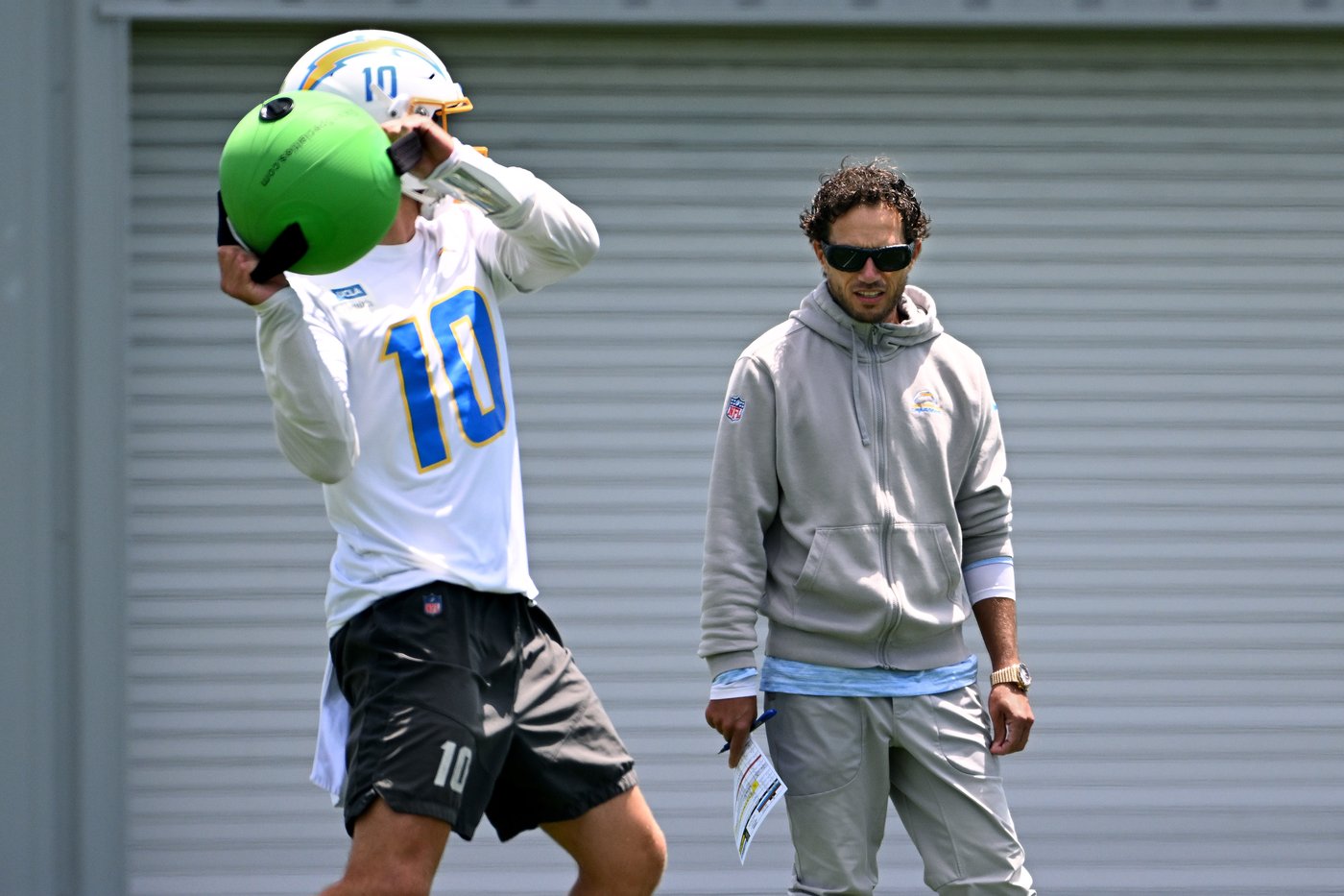 Justin Herbert, Chargers adjusting to Mike McDaniel's new emphasis on ...