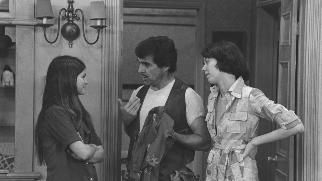 Mackenzie Phillips recalls cocaine use with Valerie Bertinelli on ...