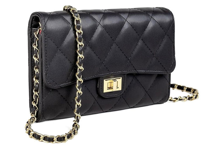 Mindy Kaling’s chain-link mini crossbody looks like this $9 Amazon pick ...
