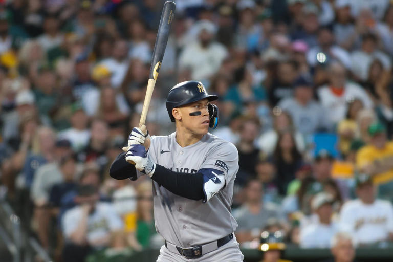 Yankees slugger Aaron Judge out of lineup with bone bruise in right rib ...