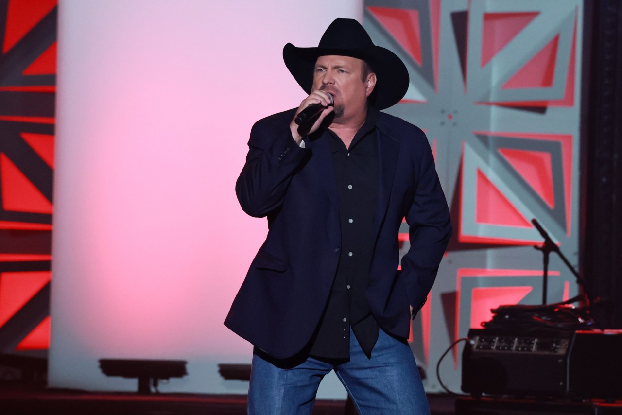 Garth Brooks considers sale of music catalog, seeking roughly $2 billion