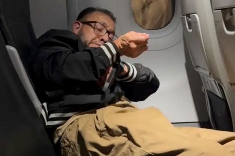 Frontier Airlines flight forced to land after crazed passenger tries to ...
