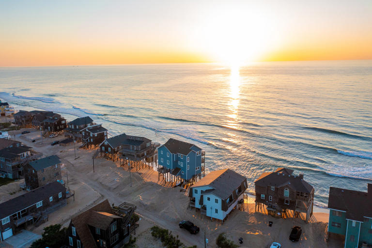 Watch: Entire oceanfront home moved away from shore to preserve ...