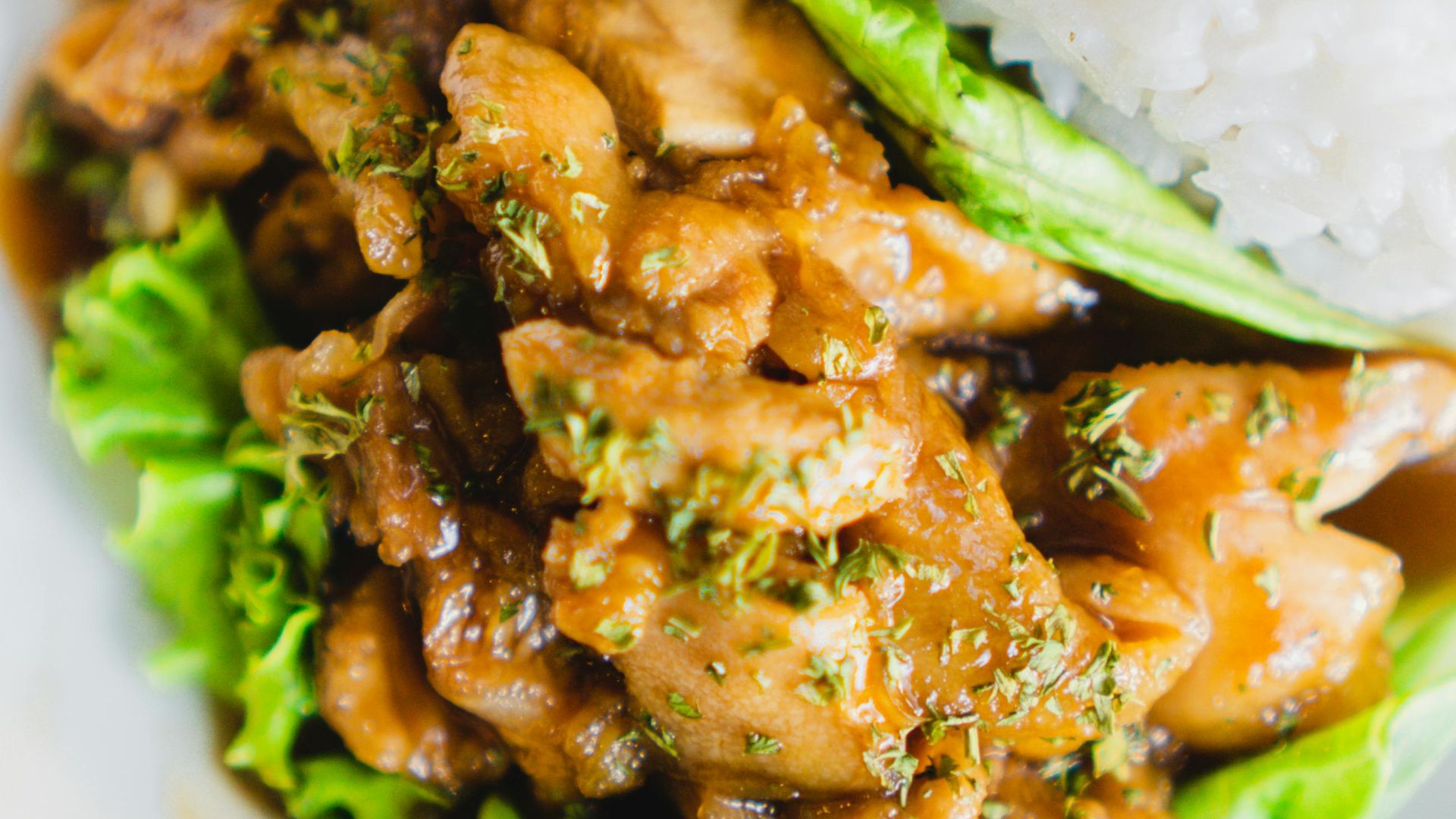 20 foods that only make sense in a mall food court