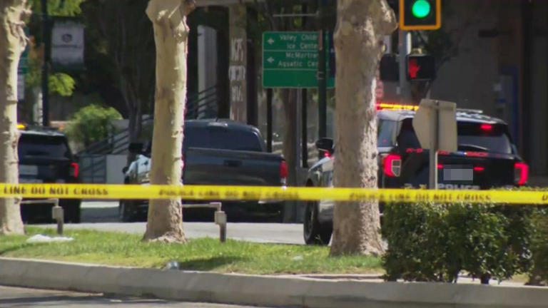 Bomb threat standoff at Bakersfield Chase Bank continues as negotiators ...