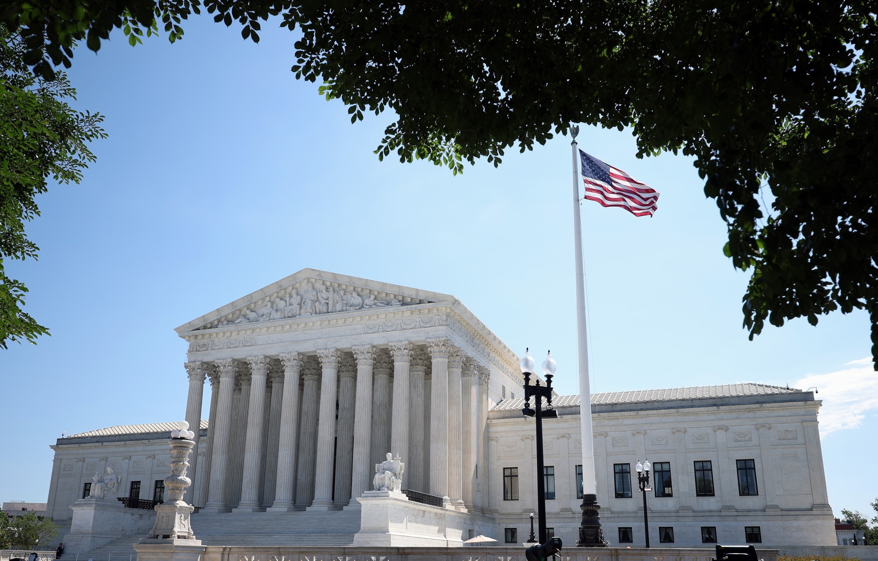 Supreme Court allows Alabama to use GOP-friendly election map