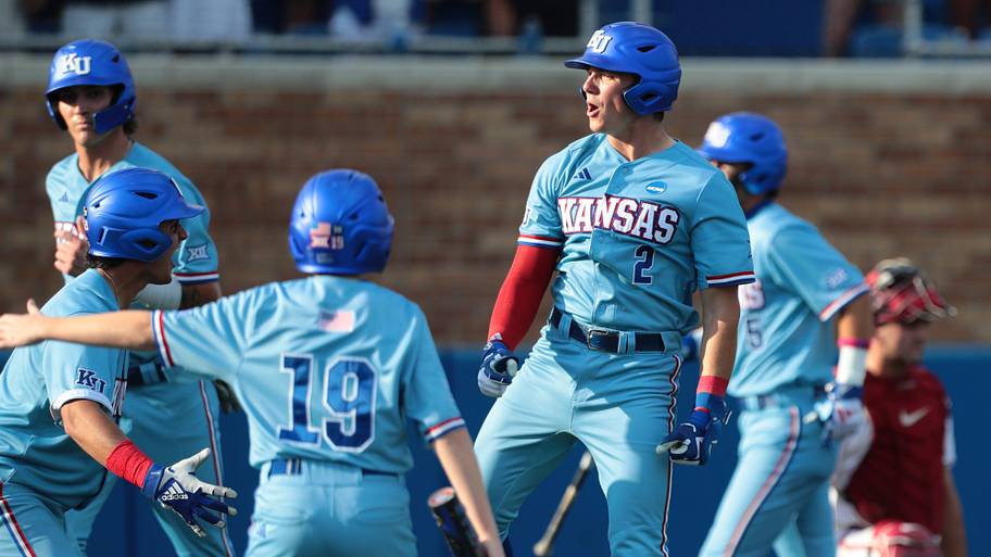 Kansas baseball vs Oklahoma: Lawrence super regional schedule announced
