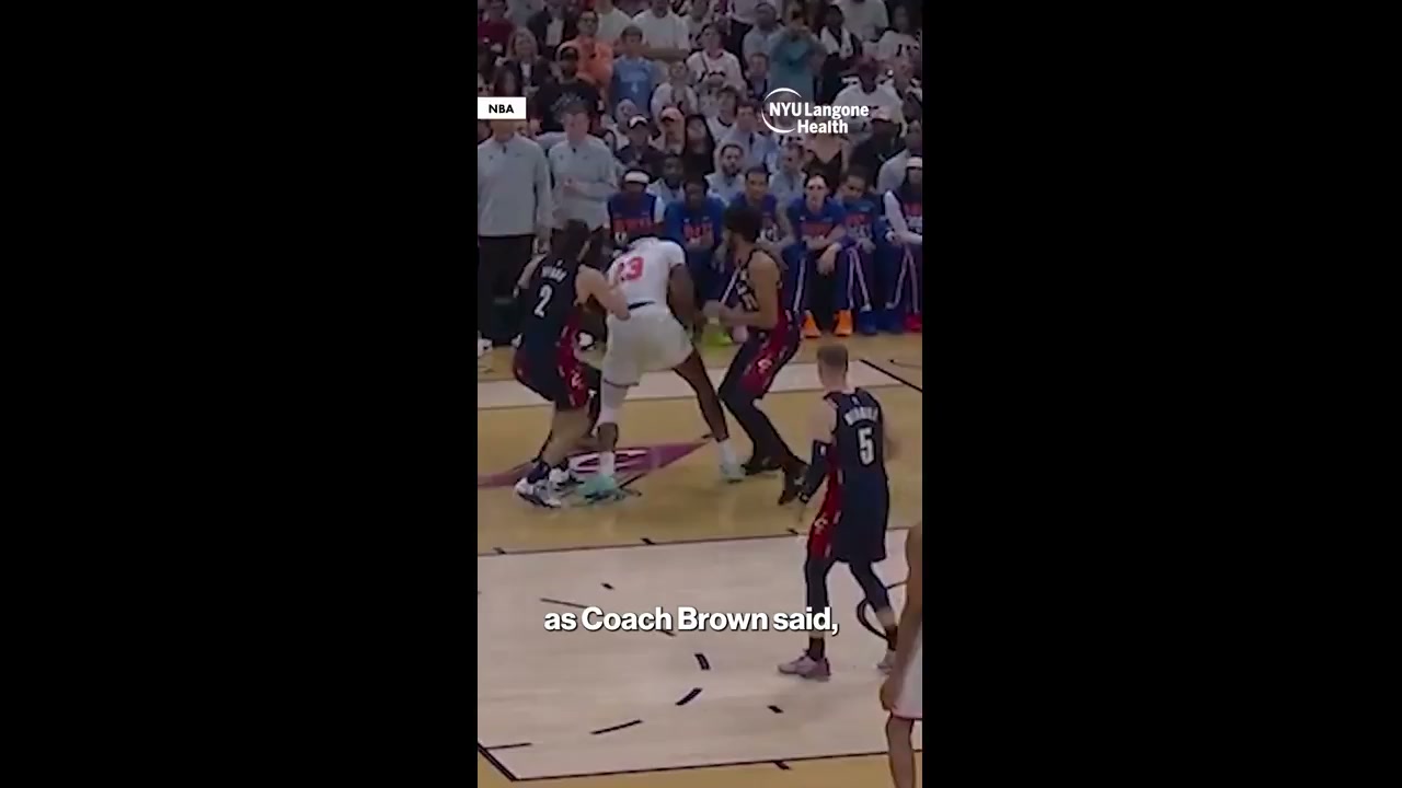 NYU doctor talks Mitchell Robinson's hand fracture