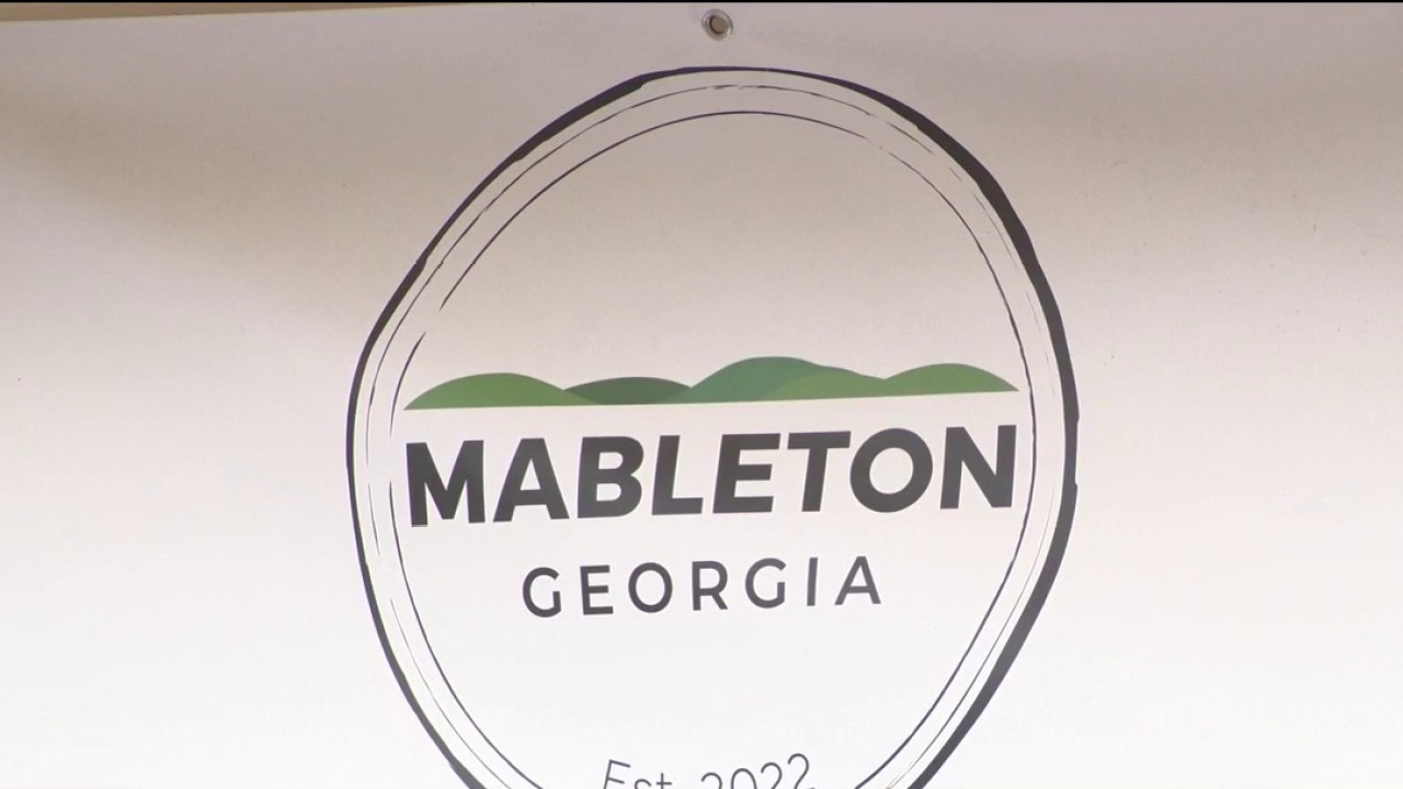 Mableton contract dispute stalls permanent county police agreement