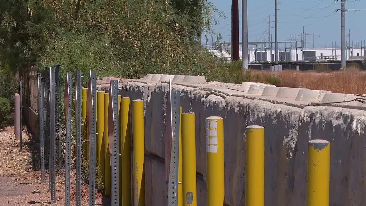 Stone wall marks divide as Mesa considers reopening Crismon Road