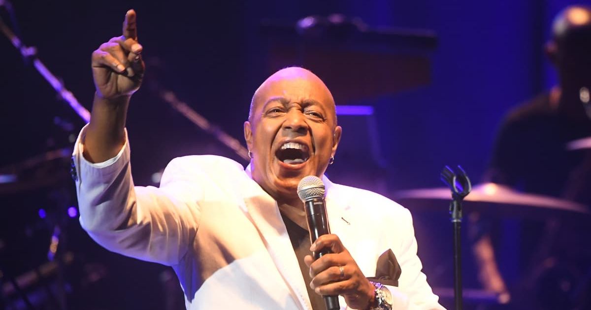 Peabo Bryson, iconic singer behind 'Beauty and the Beast' and 'A Whole ...