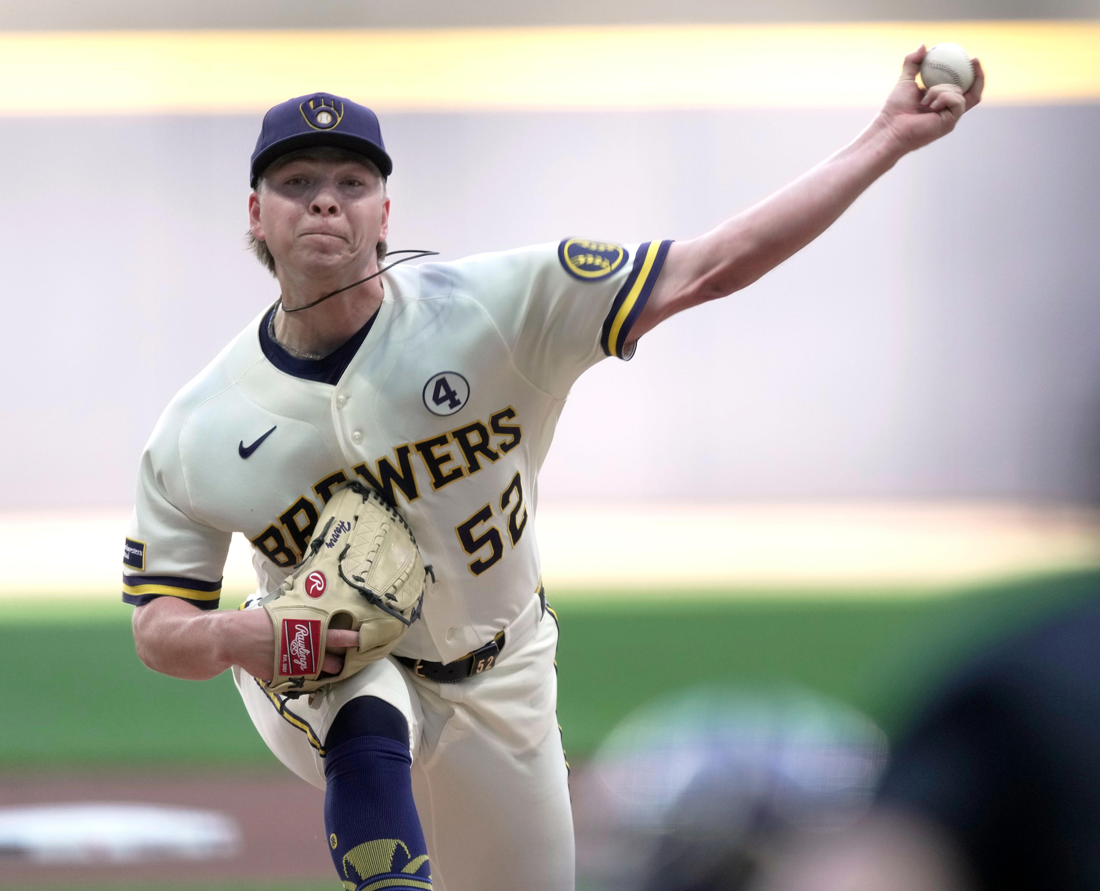 Brewers 4, Giants 3: Jake Bauers stays hot while Kyle Harrison fans 12