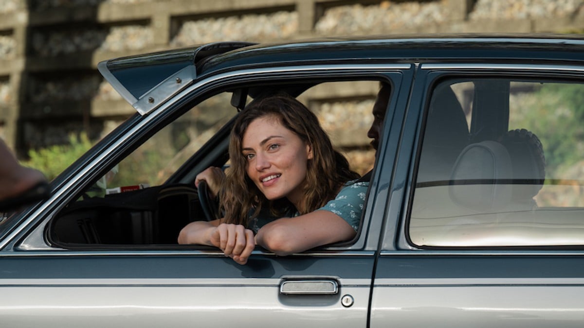 Phoebe Tonkin is a millennial icon. Now, she's back on our screens in ...