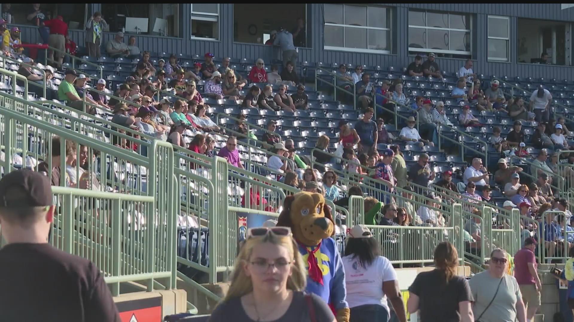 Locals pack the stands for the Mahoning Valley Scrappers' first game of ...