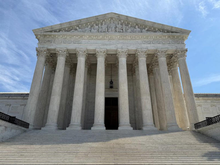 US Supreme Court clears way for Alabama to use pro-Republican voting map