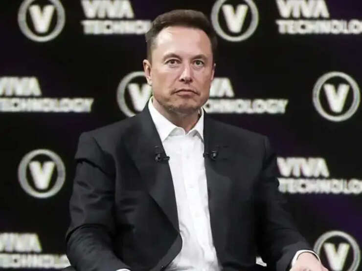 Elon Musk's militarised satellite network Starshield enters Britain ...
