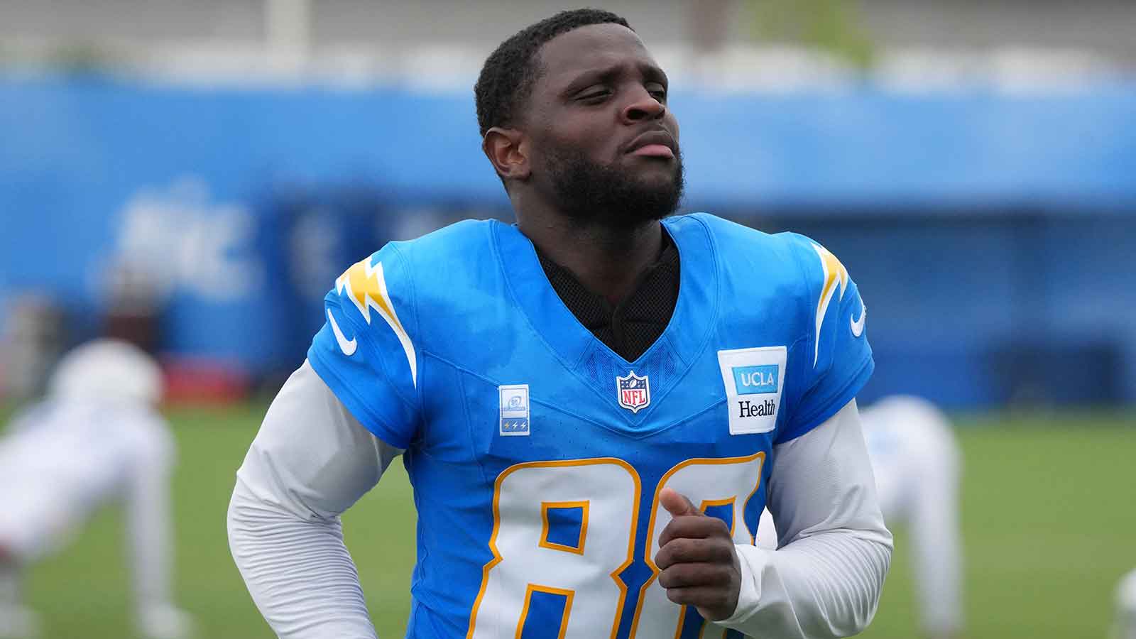 Dolphins sign ex-Chargers, Eagles receiver to contract