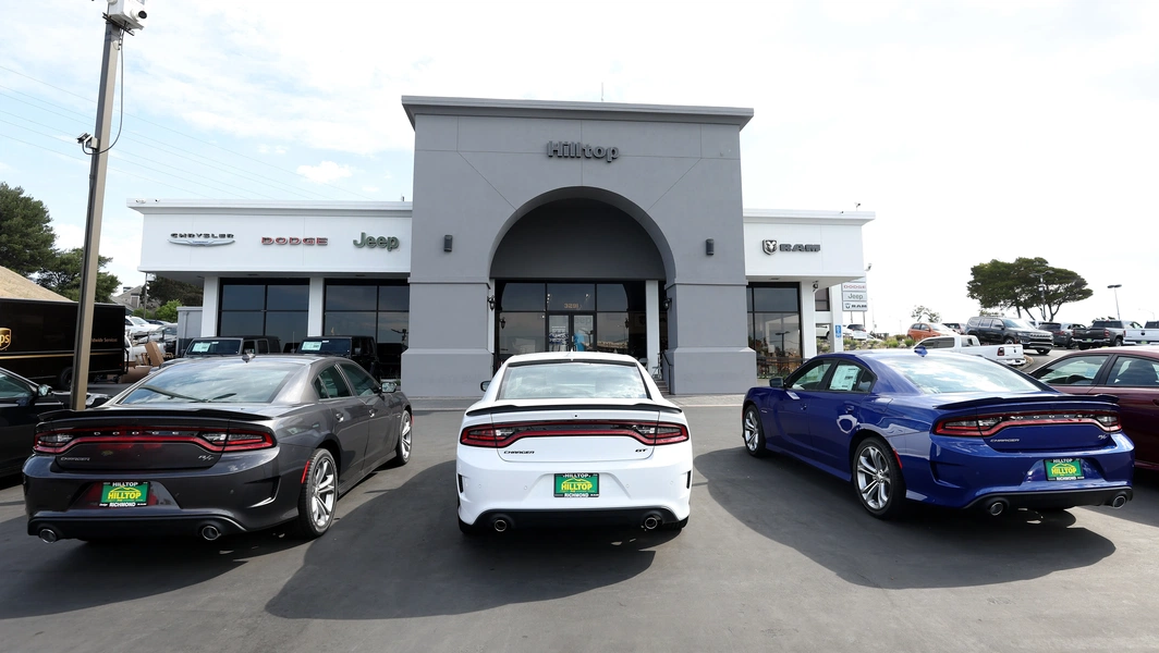Dodge revives Hellcat V8 for Charger with 700+ hp