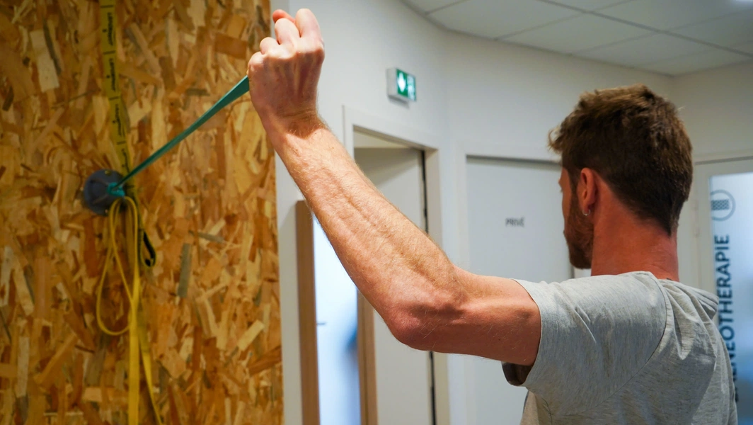 6 shoulder exercises to avoid for injury prevention