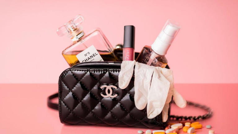 El error de laboratorio que creó el Chanel N°5 y que nadie te quiere contar