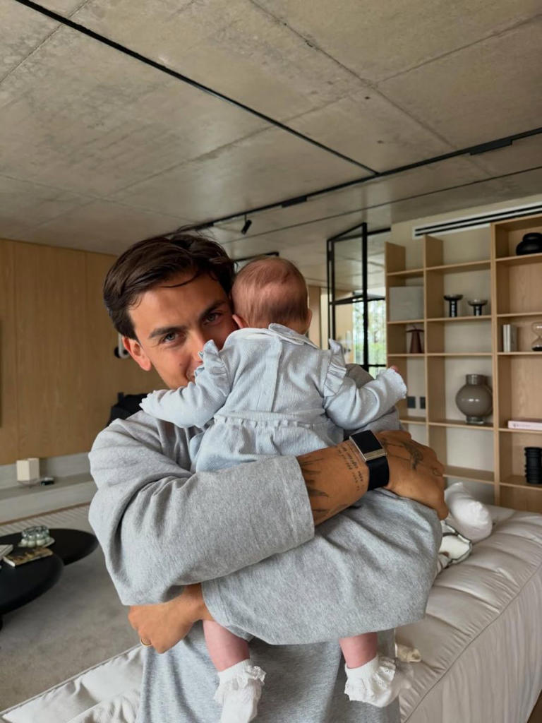 A tres meses del nacimiento de Gia, Paulo Dybala compartió tiernas ...