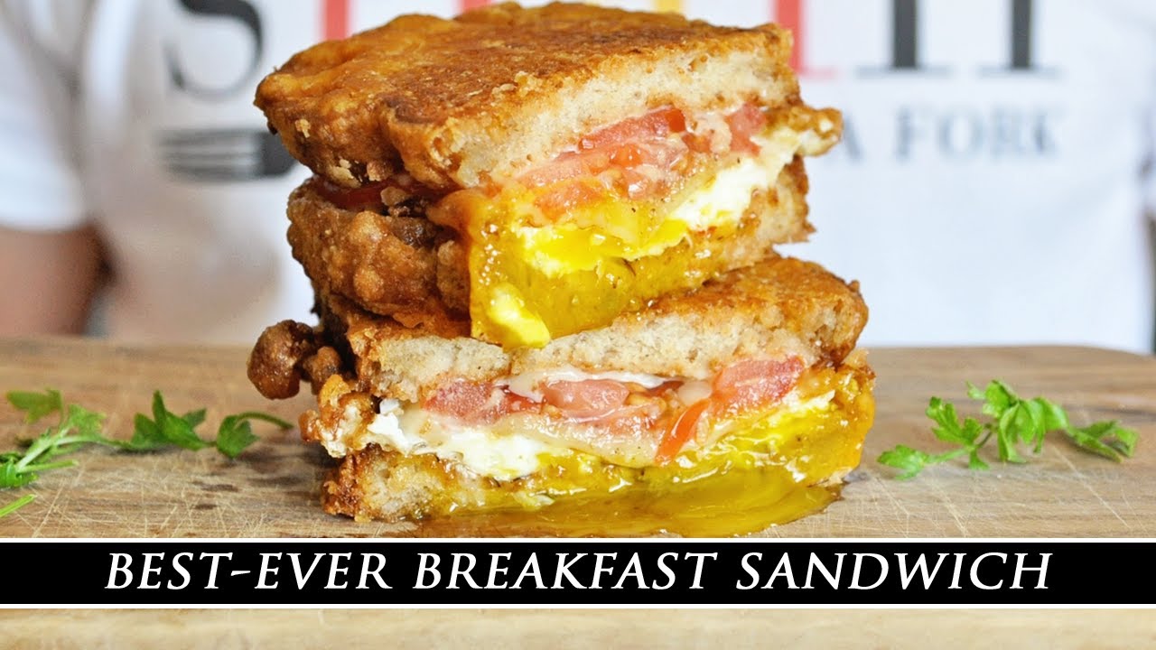 Crispy egg and melted cheese breakfast sandwich: A simple recipe worth ...