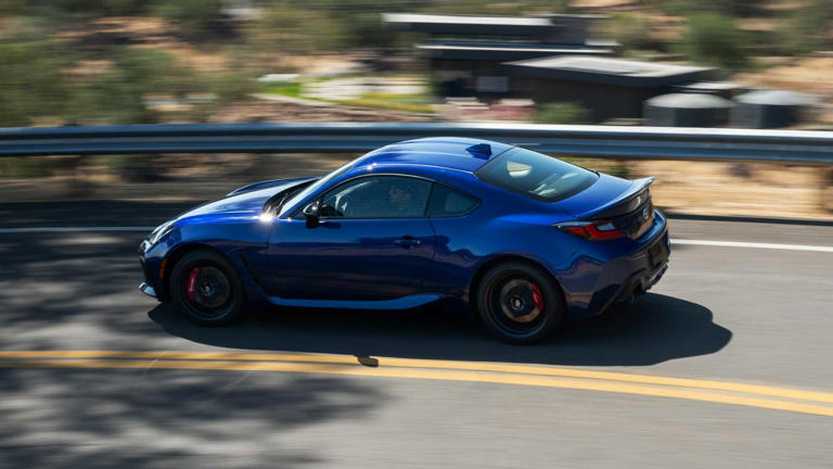 2027 Toyota GR86 revealed: Motorsports-tuned updates