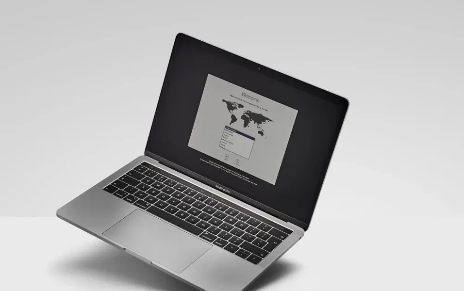 Uber recruiter alleges hire vanished with MacBook, erased identity