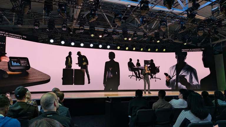 Microsoft’s Project Solara looks to break AI out of the PC and into the ...