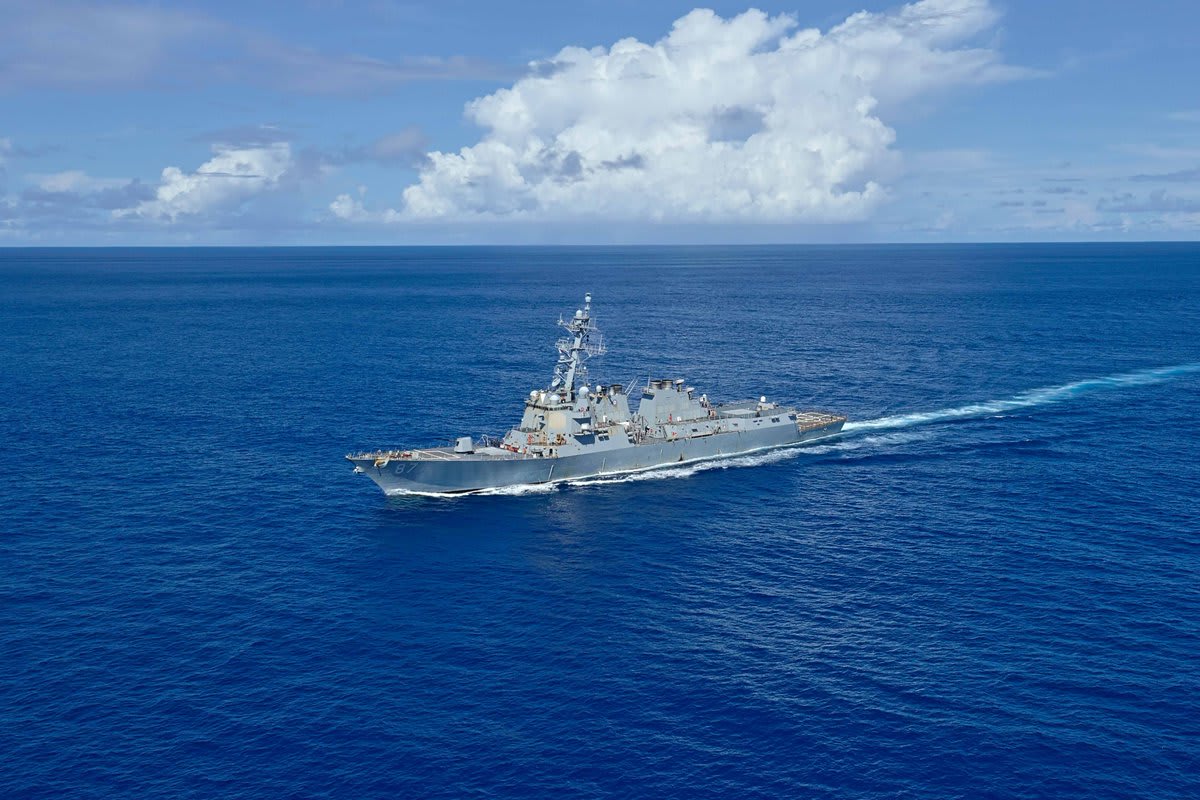 US strikes Iranian military control station, intercepts projectiles ...