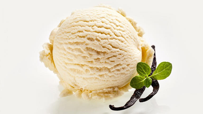 The best types of bourbon to pair with vanilla ice cream