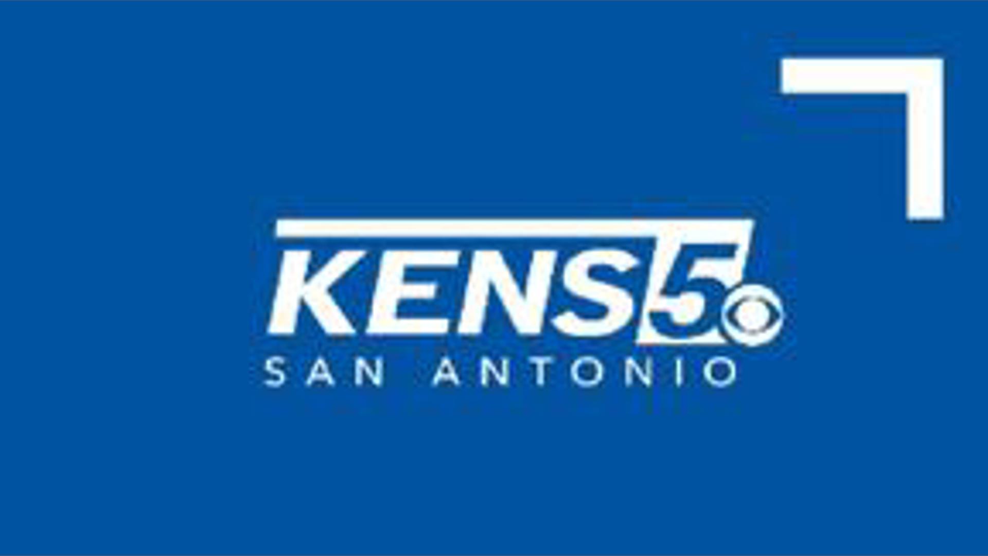 Bee swarm sends 3 to hospital